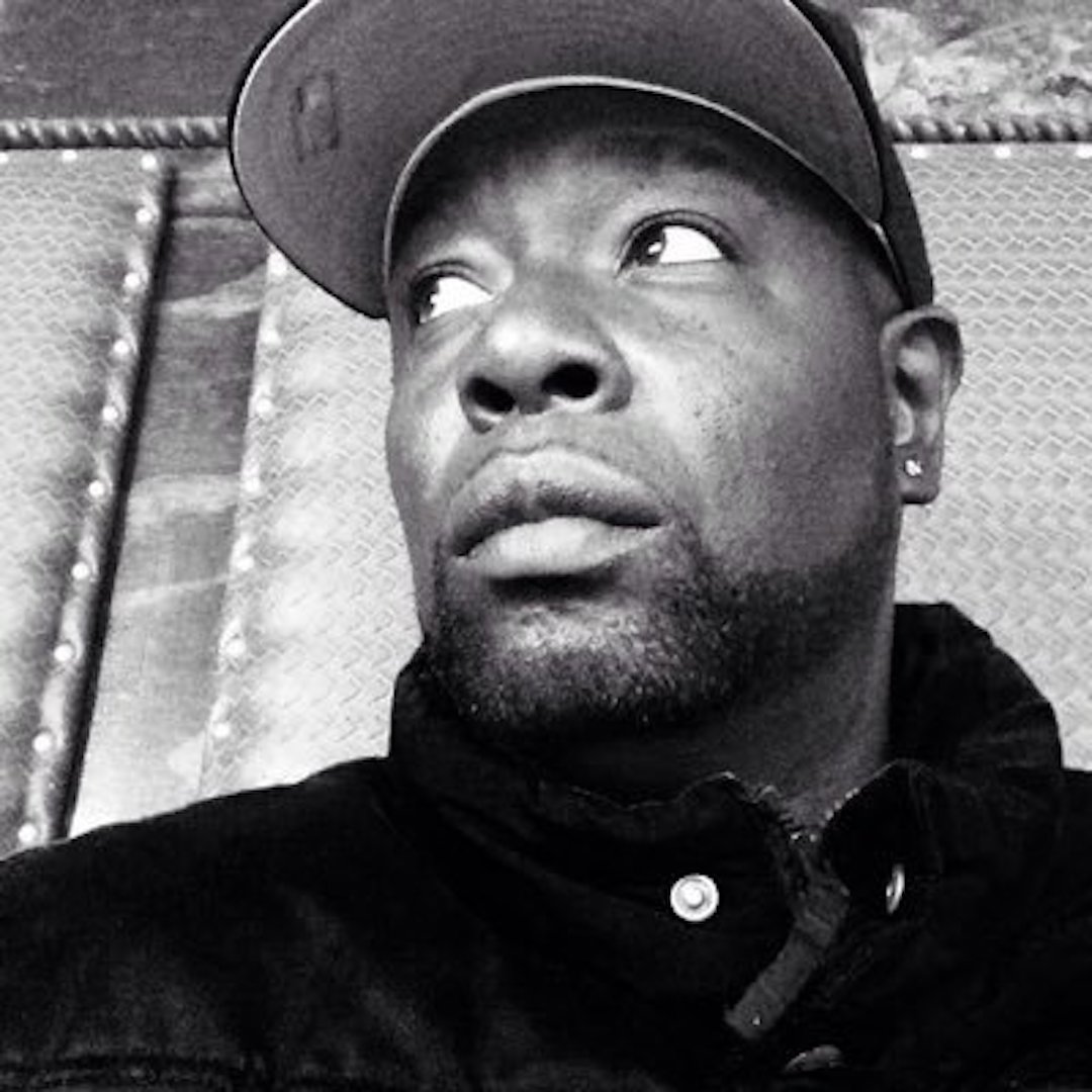 Skinfama – Booking & Production